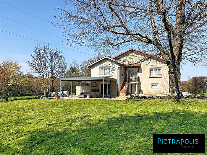 Maison à vendre - Chazay-dAzergues - 8 pièces - 5 chambres