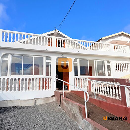 Saint-Paul, L'Ermitage : Maison 6 pièces à vendre