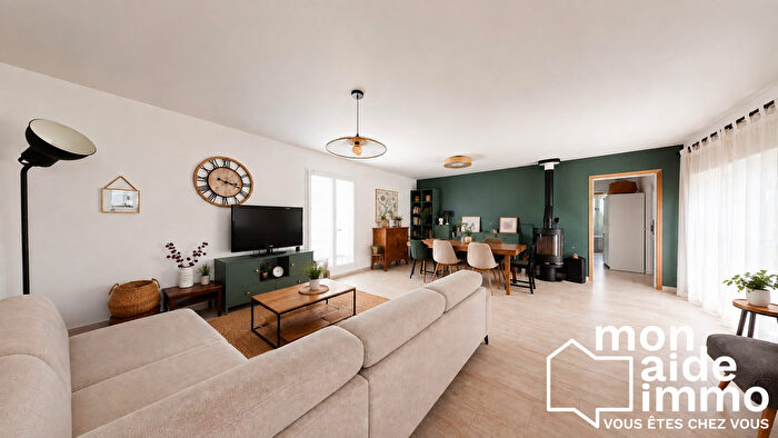 Maison 5 pièces à Fargues-Saint-Hilaire, à vendre