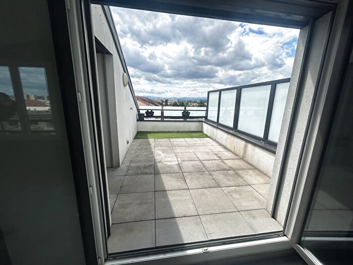 Bron, Centre-ville - Appartement 3 pièces à vendre