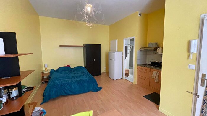 Appartement à louer - Trois Quartiers-Centre Ville, Poitiers - 1 pièce