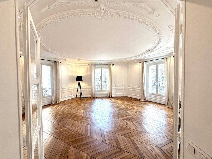 Appartement à louer - Triangle dOr, Paris ème arrondissement - 2 pièces - 1 chambre