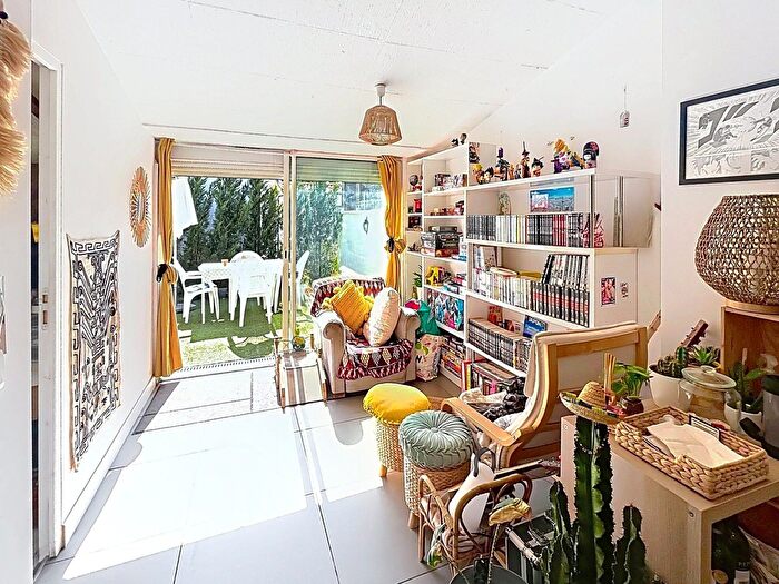 Maison à vendre - Saint-Médard-en-Jalles, Centre-ville - 3 pièces - 2 chambres