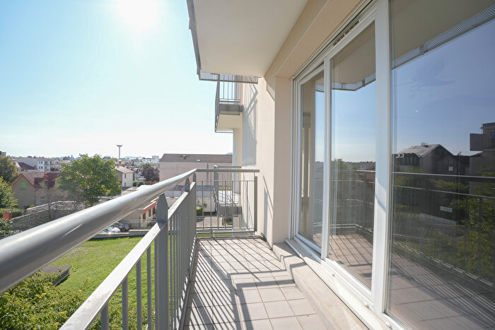 Appartement à vendre - Clermont-Ferrand, Saint-Jacques - 3 pièces - 2 chambres