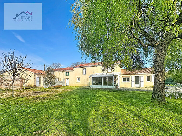 Maison à vendre - Sainte-Flaive-des-Loups - 7 pièces - 4 chambres