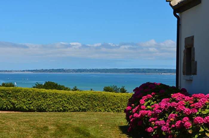 Maison à vendre - Locquirec - 10 pièces - 6 chambres
