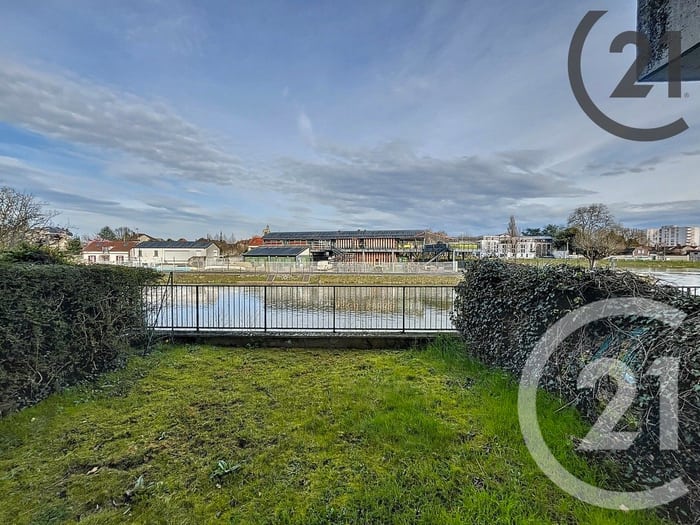 Sens, Faubourg d'Yonne, l'île d'Yonne - Appartement 2 pièces à louer