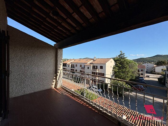 Appartement à louer - Les Lecques-Banette-Bourrasque-Pradeaux, Saint-Cyr-sur-Mer - 2 pièces - 1 chambre