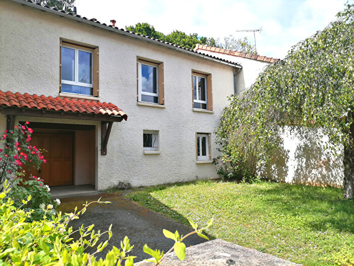 Maison 5 pièces à Saint-Benoît, à vendre