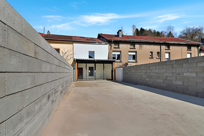 Maison 4 pièces à Thil, à vendre