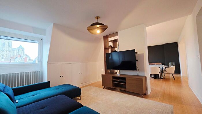 Appartement à vendre - Bourges, Centre-ville, Charlet, Lahitolle, Pignoux, Sembat - 4 pièces - 3 chambres