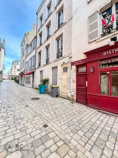 Orléans, Bourgogne, Saint-Euverte : Appartement 2 pièces à louer