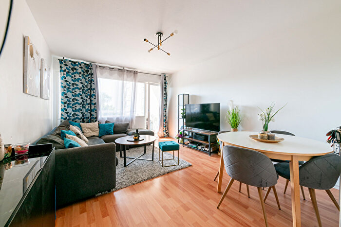 Appartement à vendre - Noisy-le-Grand, Est - 4 pièces - 3 chambres