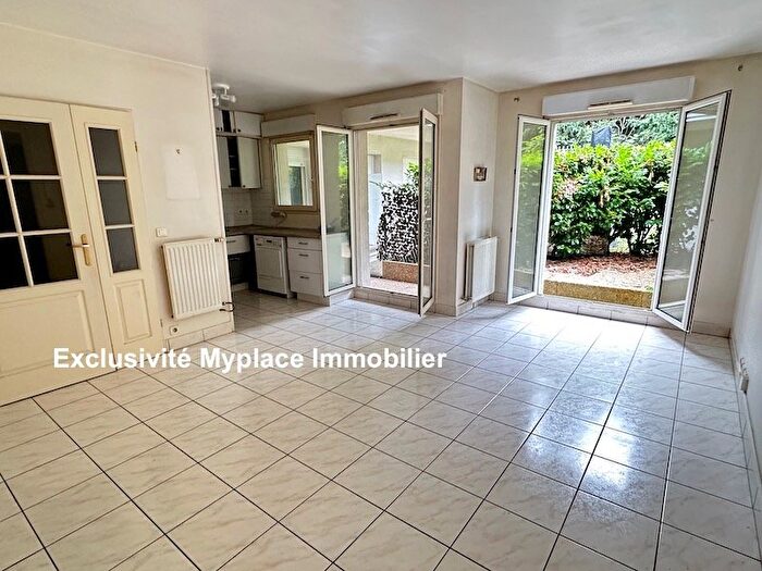 Appartement à vendre - Buc - 2 pièces - 1 chambre