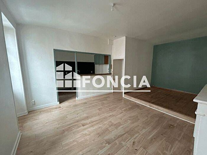 Appartement 3 pièces à Centre Ville Nord, Rochefort, à louer