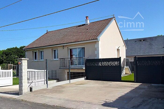 Maison à vendre - Montbazon - 5 pièces - 3 chambres