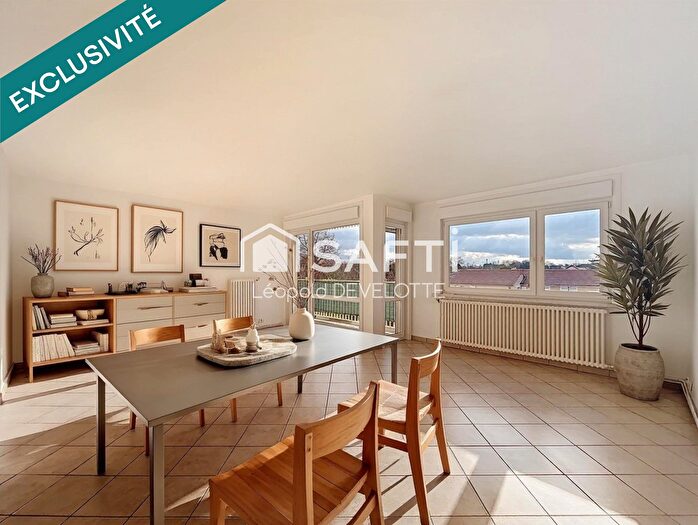 Appartement à vendre - Ay-sur-Moselle - 3 pièces - 2 chambres