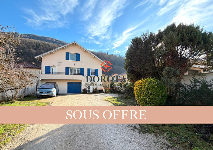 Maison à vendre - Le Versoud - 7 pièces - 5 chambres