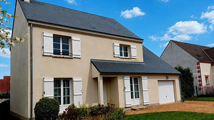 Maison 7 pièces à louer - Saint-Denis-en-Val