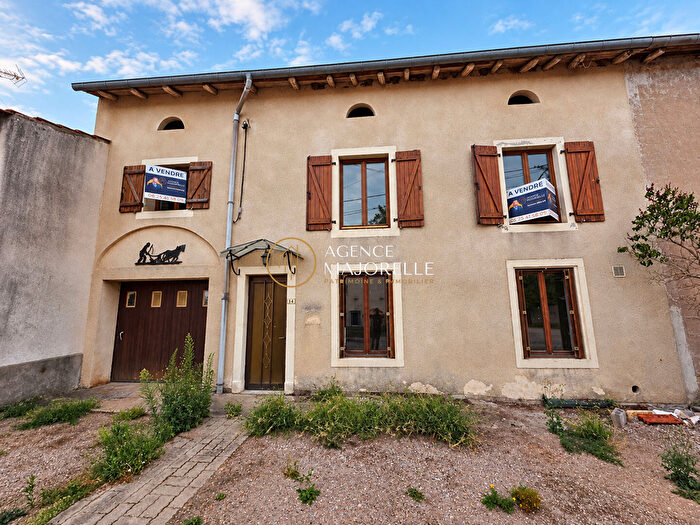 Maison 8 pièces à Chamagne, à vendre