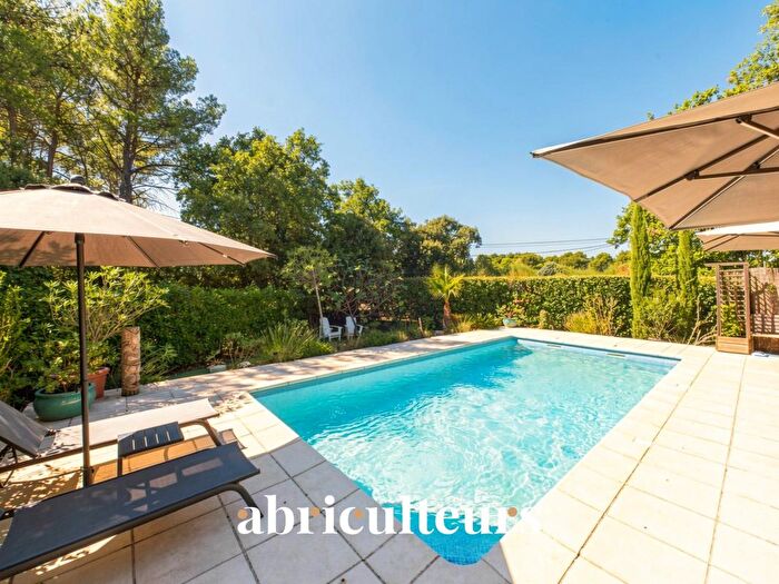 Maison à vendre - Aups - 12 pièces - 8 chambres