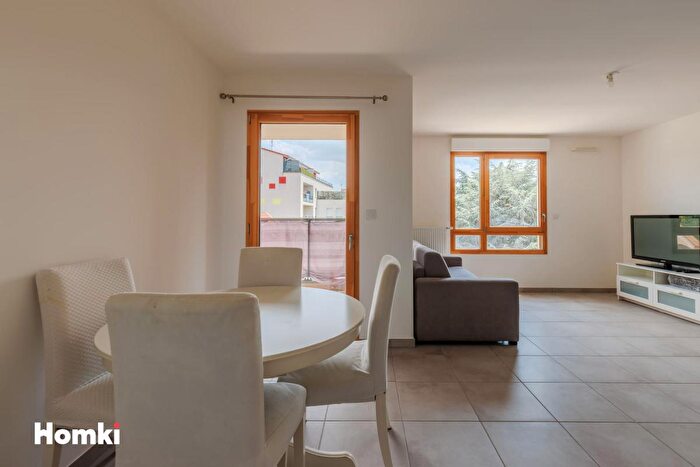 Appartement 3 pièces à vendre - Vénissieux, Centre-ville
