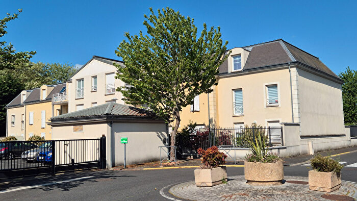 Appartement à vendre - Brie-Comte-Robert, Centre-ville - 2 pièces - 1 chambre