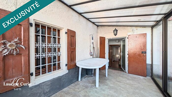 Maison à vendre - La Couvertoirade - 6 pièces - 3 chambres