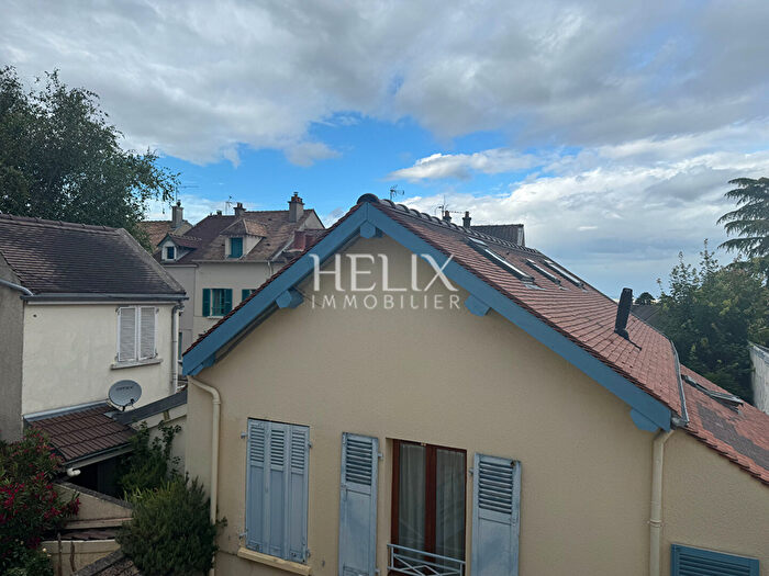 Marly-le-Roi, Village, Ombrages, Montbâti, Gare : Appartement 2 pièces à louer