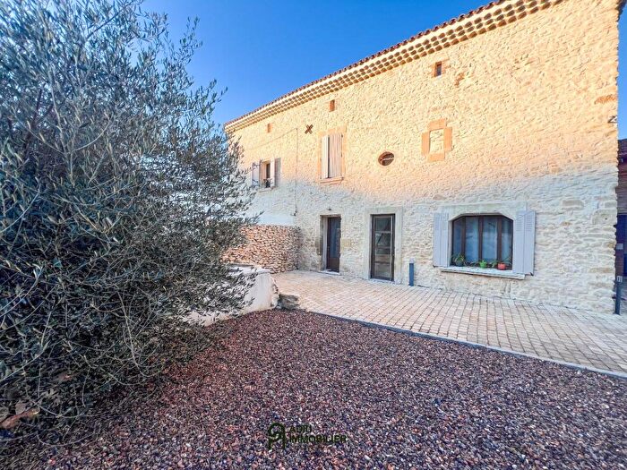 Maison à vendre - Connaux - 6 pièces - 5 chambres