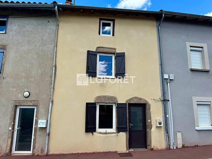 Maison 4 pièces à vendre à Saint-Laurent-de-Chamousset