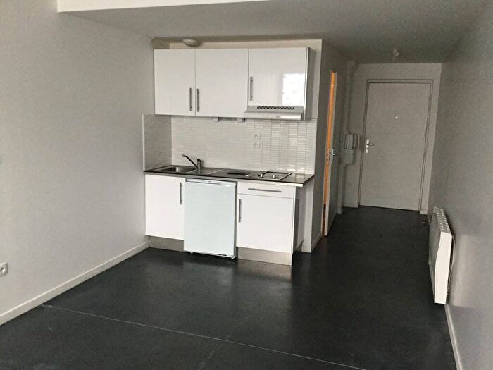 Appartement à louer - Edouard Vaillant-Vauban-Barbieux, Roubaix - 1 pièce