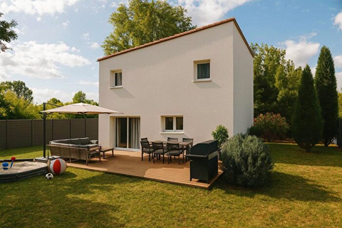Maison à vendre - Besné - 4 pièces - 3 chambres