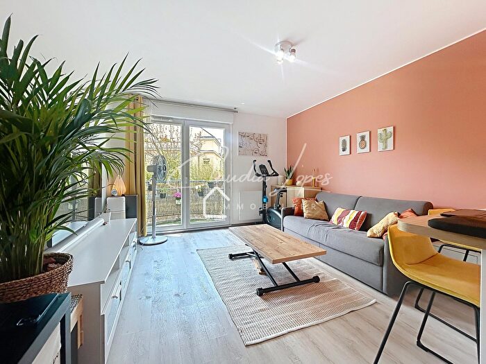 Appartement 2 pièces à Montigny-lès-Cormeilles, Village, à vendre