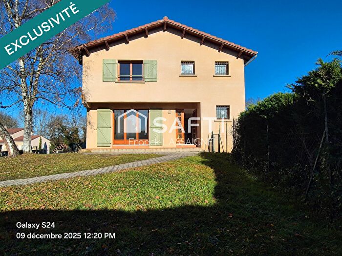 Maison à vendre - Ambert - 5 pièces - 3 chambres