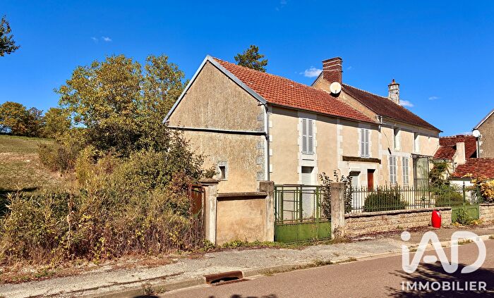 Maison 5 pièces à Val-de-Mercy, à vendre