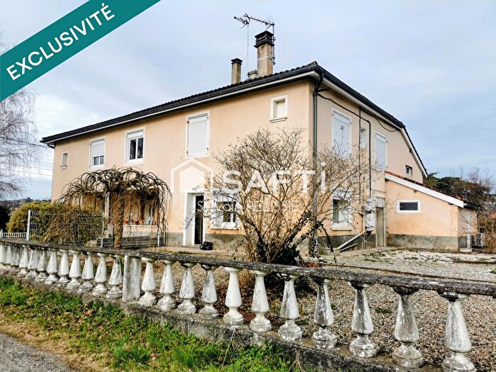 Maison à vendre - Moissac, Saint-Benoît - 9 pièces - 5 chambres