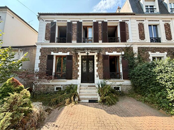 Maison 7 pièces à Le Perreux-sur-Marne, Pont de Bry, à vendre