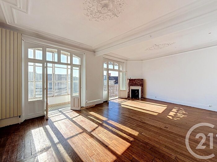 Appartement 4 pièces à vendre - Fontainebleau, Centre-ville