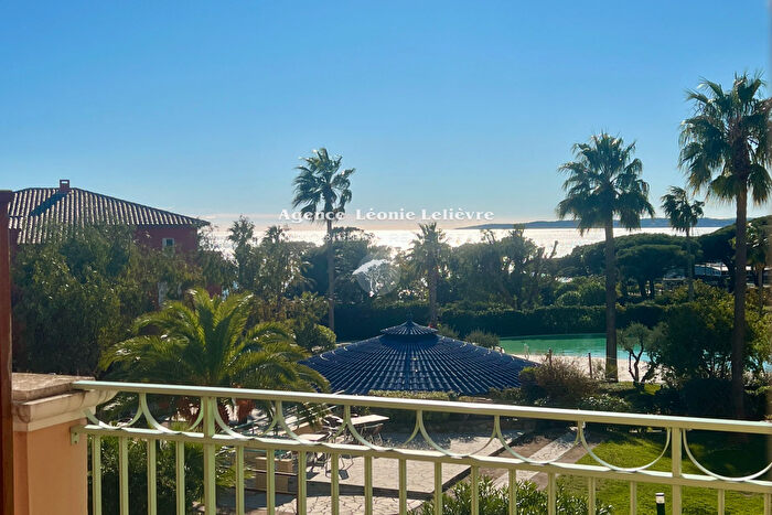 Appartement à vendre - Roquebrune-sur-Argens - 2 pièces - 1 chambre