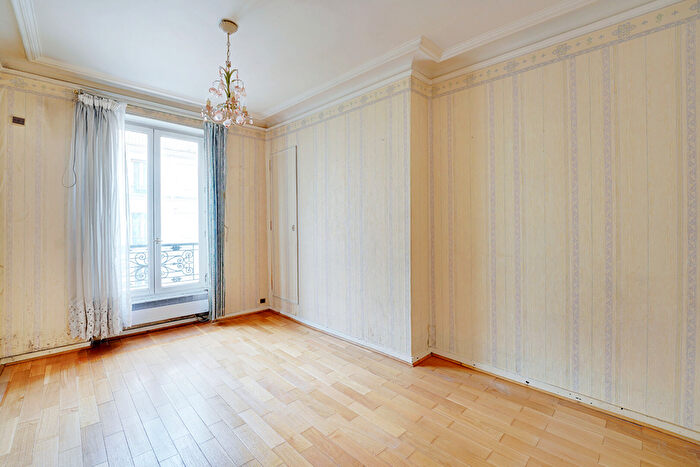 Appartement à vendre - Paris e , Jules Joffrin - 3 pièces - 2 chambres