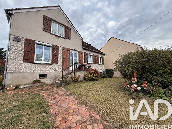 Maison à vendre - Donnemarie-Dontilly - 6 pièces - 5 chambres