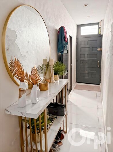 Beaucaire, Centre-ville : Maison 5 pièces à vendre