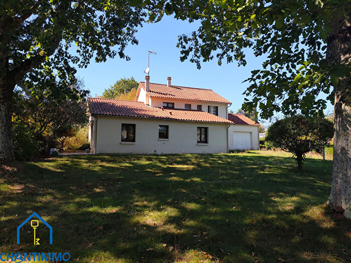 Maison 6 pièces à La Caillère-Saint-Hilaire, à vendre