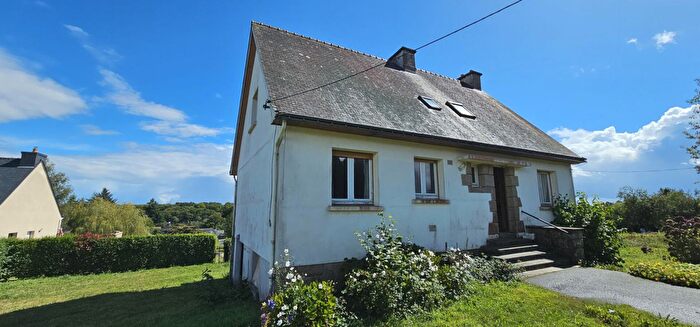 Maison à vendre - Malguénac - 7 pièces - 5 chambres