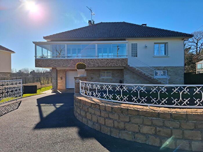 Maison à vendre - Saint-Céré - 6 pièces - 4 chambres