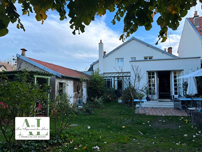 Maison à vendre - La Flèche - 7 pièces - 4 chambres