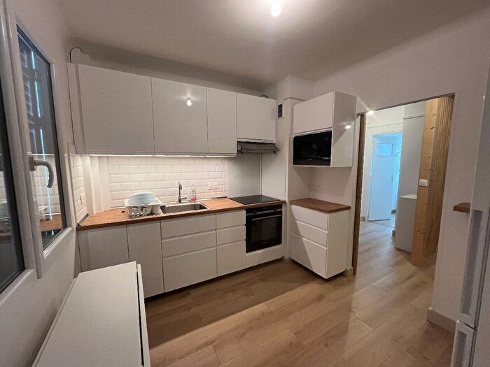 Georges Pitard, Sainte-Geneviève-des-Bois : Appartement 3 pièces à louer