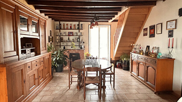 Maison à vendre - Chavin - 5 pièces - 4 chambres