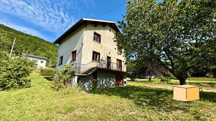 Maison 6 pièces à vendre à Corbonod